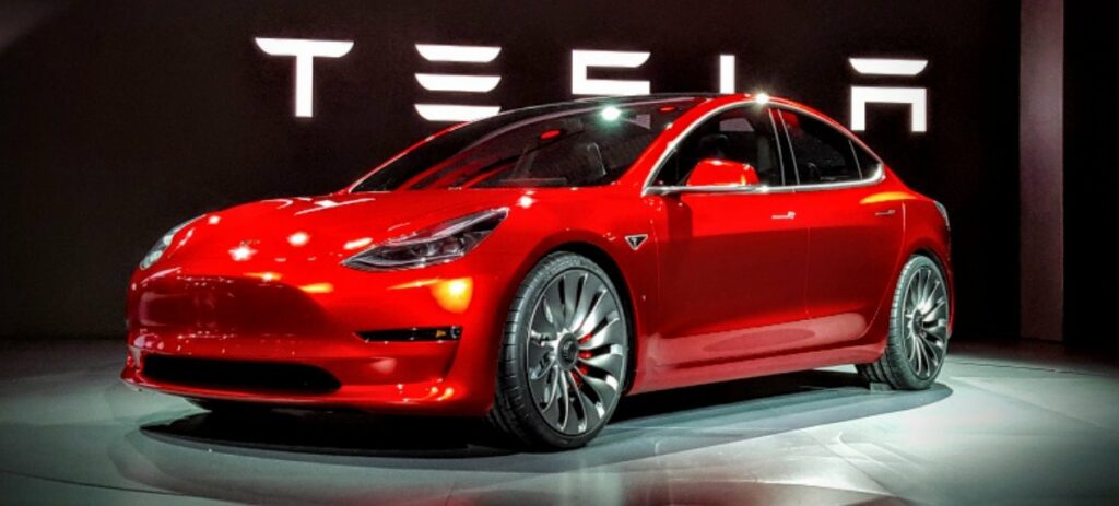 Los europeos se bajan del Tesla y se suben al chino BYD - Radio ...