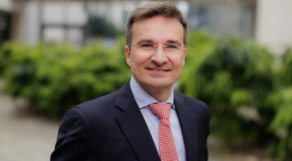 Verano de vuelos récord de Iberia a Latinoamérica - Radio Intereconomía ...