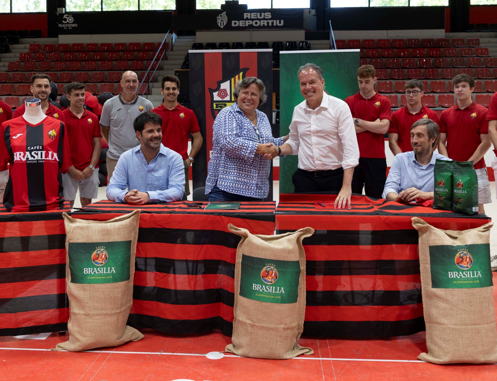 Cafés Brasilia, nuevo patrocinador oficial del primer equipo de hockey ...