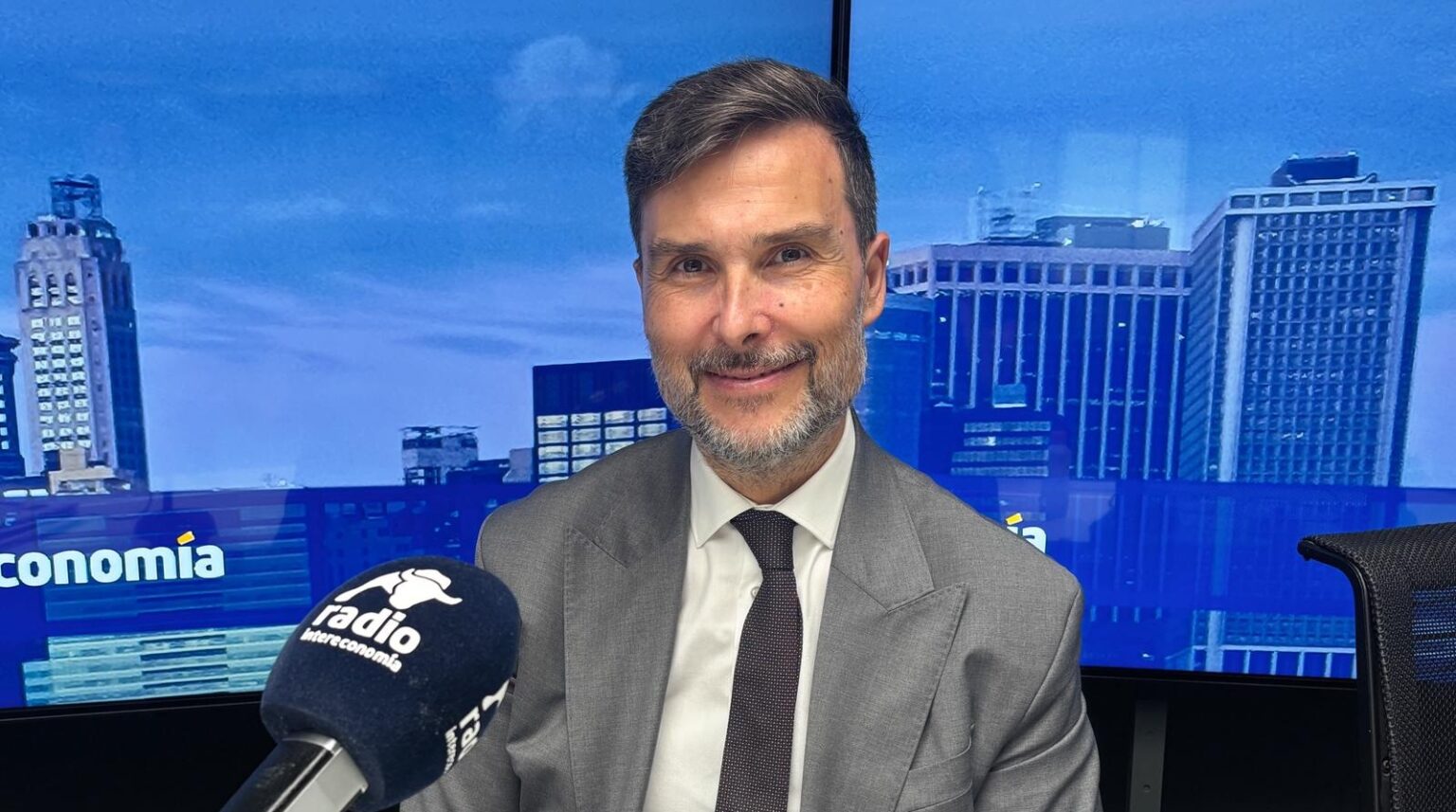 Amper compra Teltronic a Nazca Capital